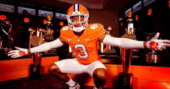 Clemson football recruiting store
